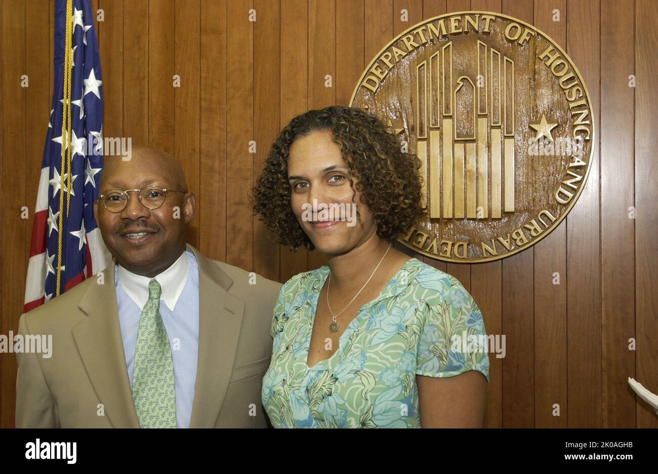 Secretary Alphonso Jackson with Presidential Management Fellows ...
