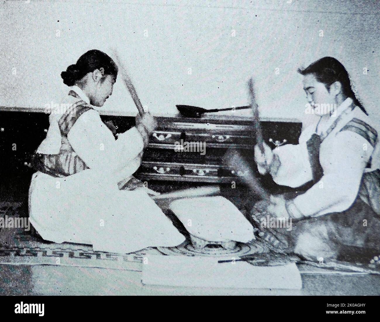 Households hi-res stock photography and images - Alamy