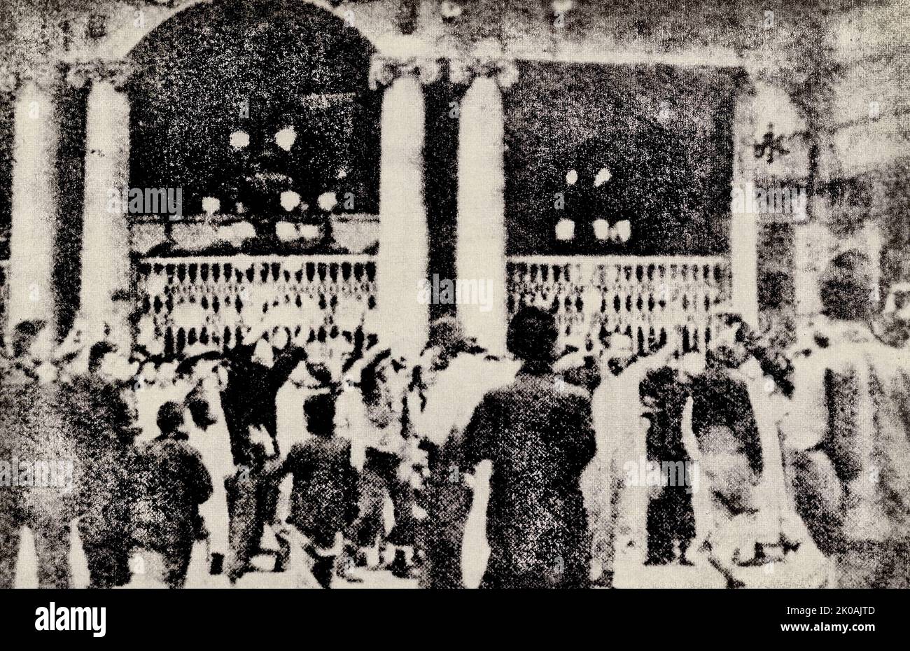 On June 3rd, Shanghai workers, students, and businessmen started to ...