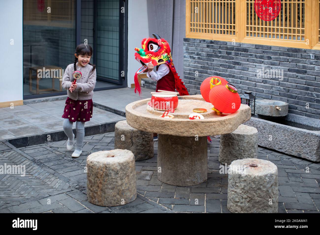 Chinese traditional lion dancing Stock Photo - Alamy