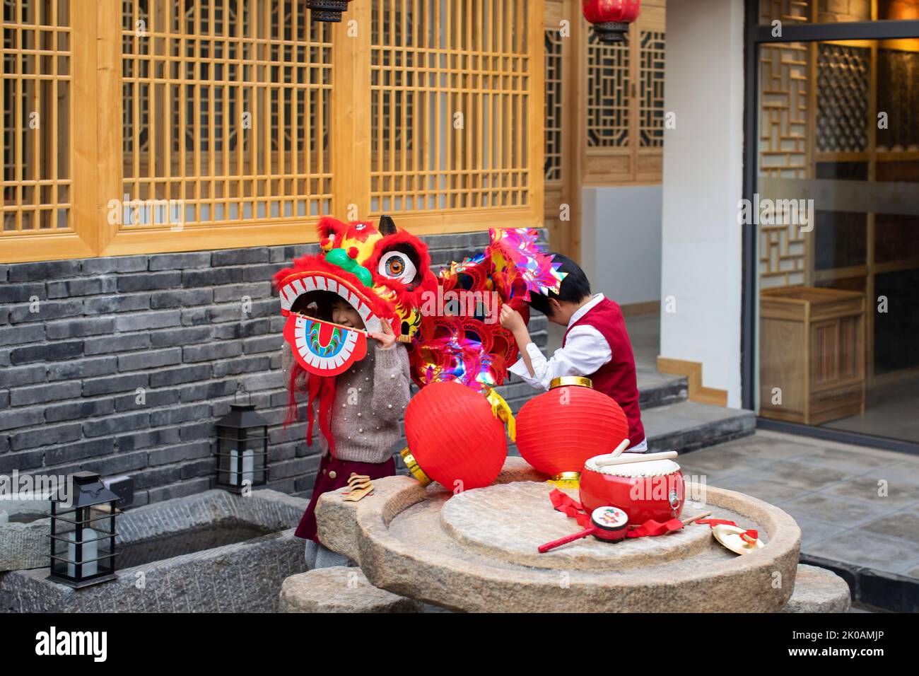 Chinese traditional lion dancing Stock Photo - Alamy