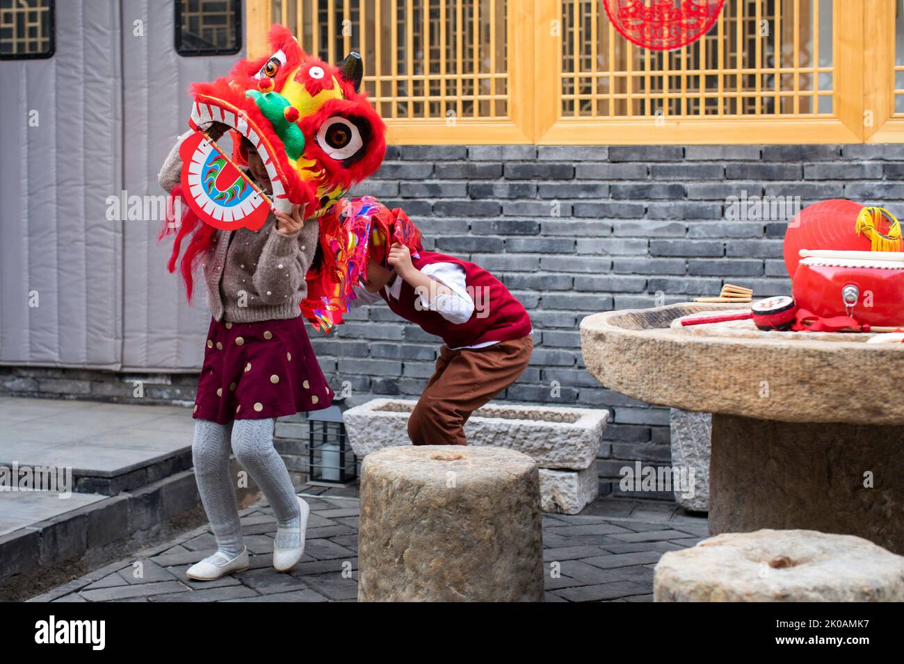 Chinese traditional lion dancing Stock Photo - Alamy