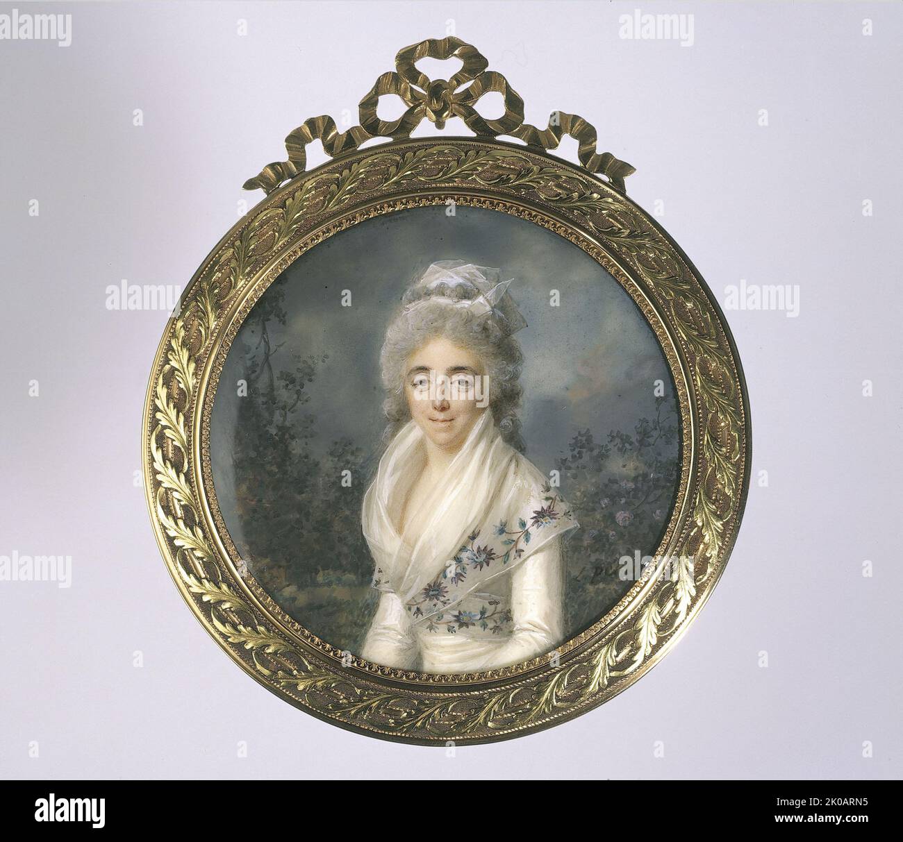 Circular portrait miniature hi-res stock photography and images - Alamy