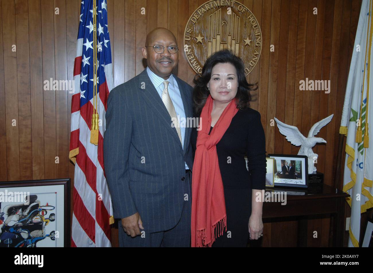 Secretary Alphonso Jackson with Visitors - Secretary Alphonso Jackson ...
