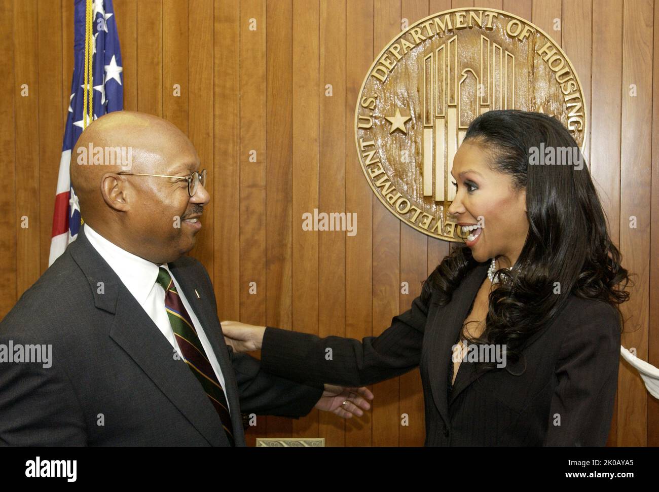 Secretary Alphonso Jackson with Fox News Channel's Angela McGlowan ...