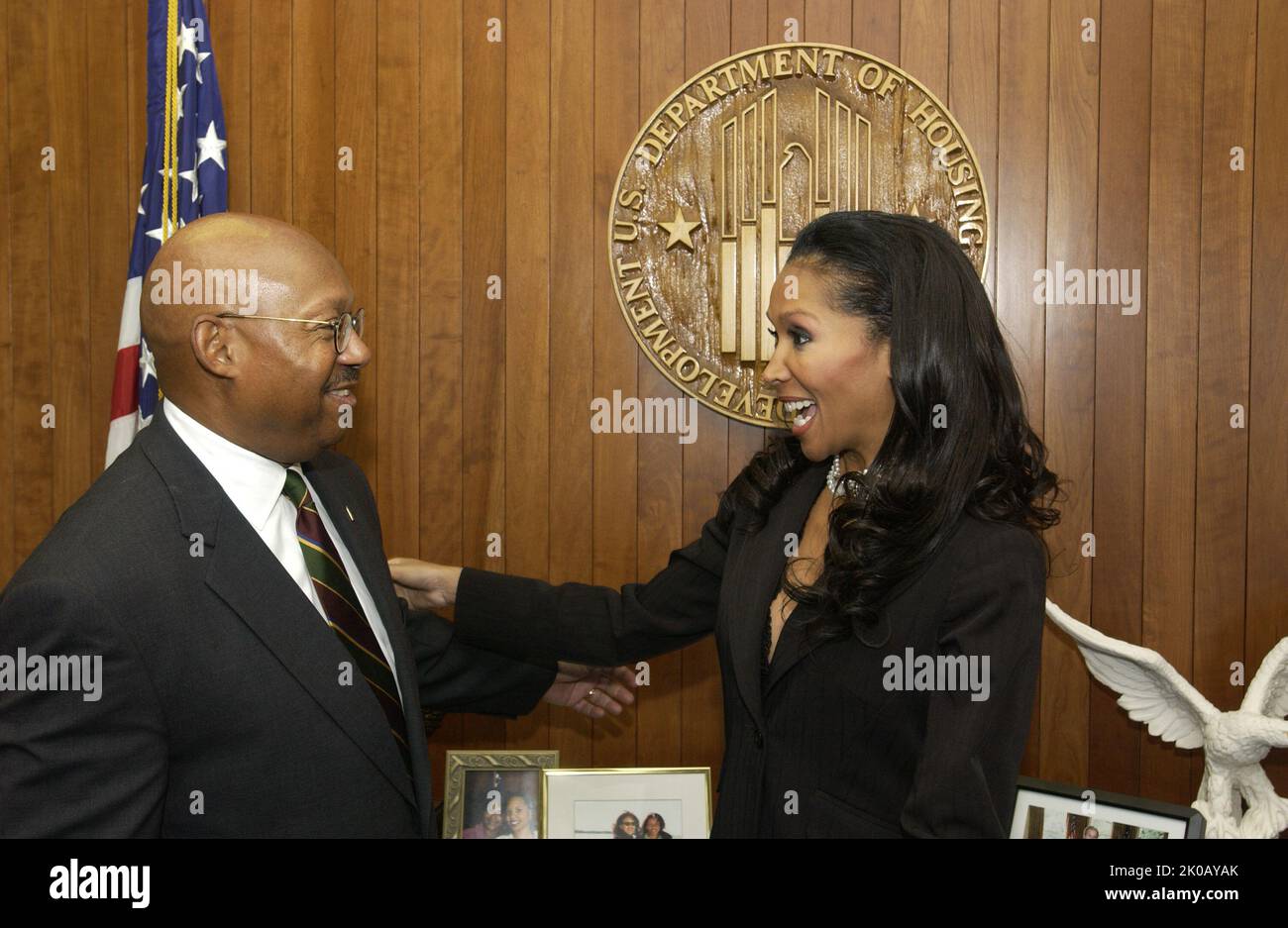 Secretary Alphonso Jackson with Fox News Channel's Angela McGlowan ...