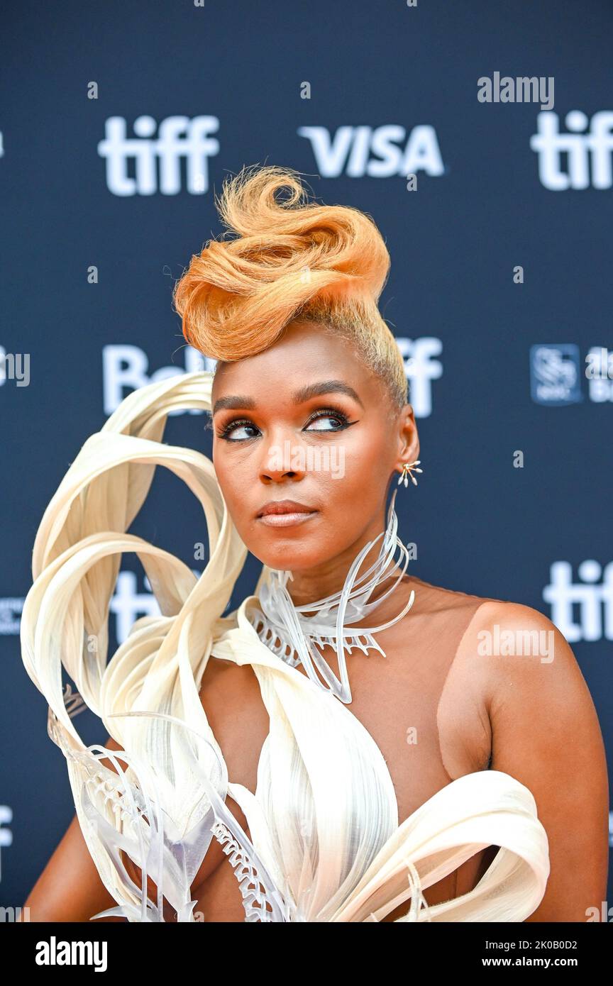 Janelle Monae arrives at the premiere of Glass Onion: A Knives Out ...