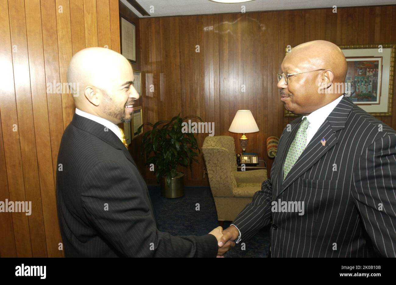 Secretary Alphonso Jackson with Darryl Bell - Secretary Alphonso ...