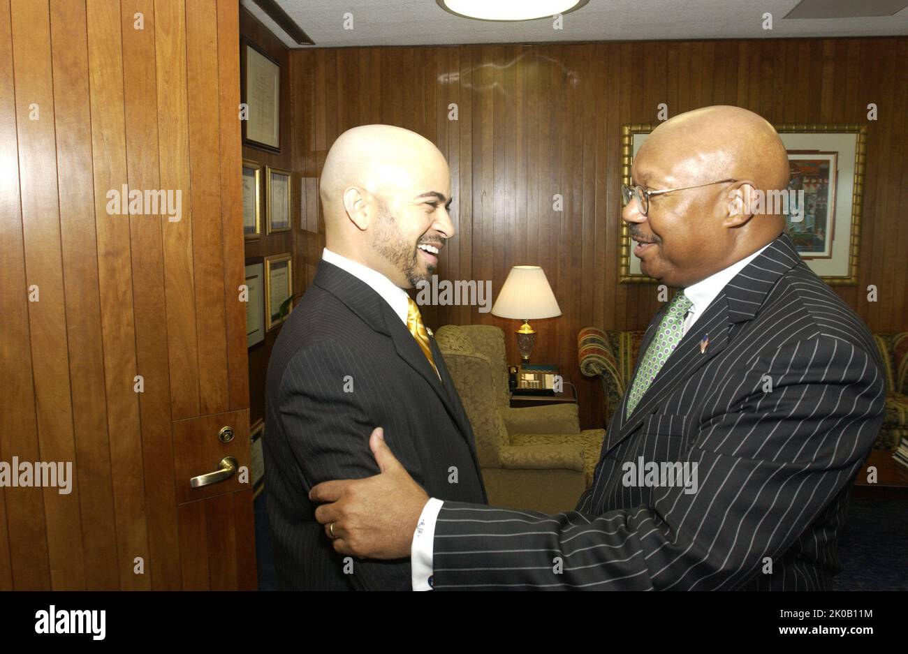 Secretary Alphonso Jackson with Darryl Bell - Secretary Alphonso ...