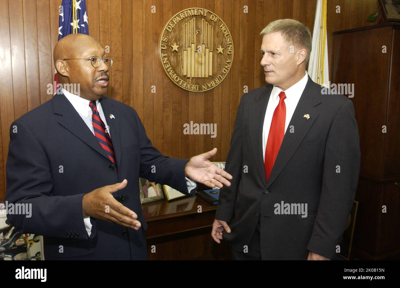 Secretary Alphonso Jackson with David Wallace - Secretary Alphonso ...