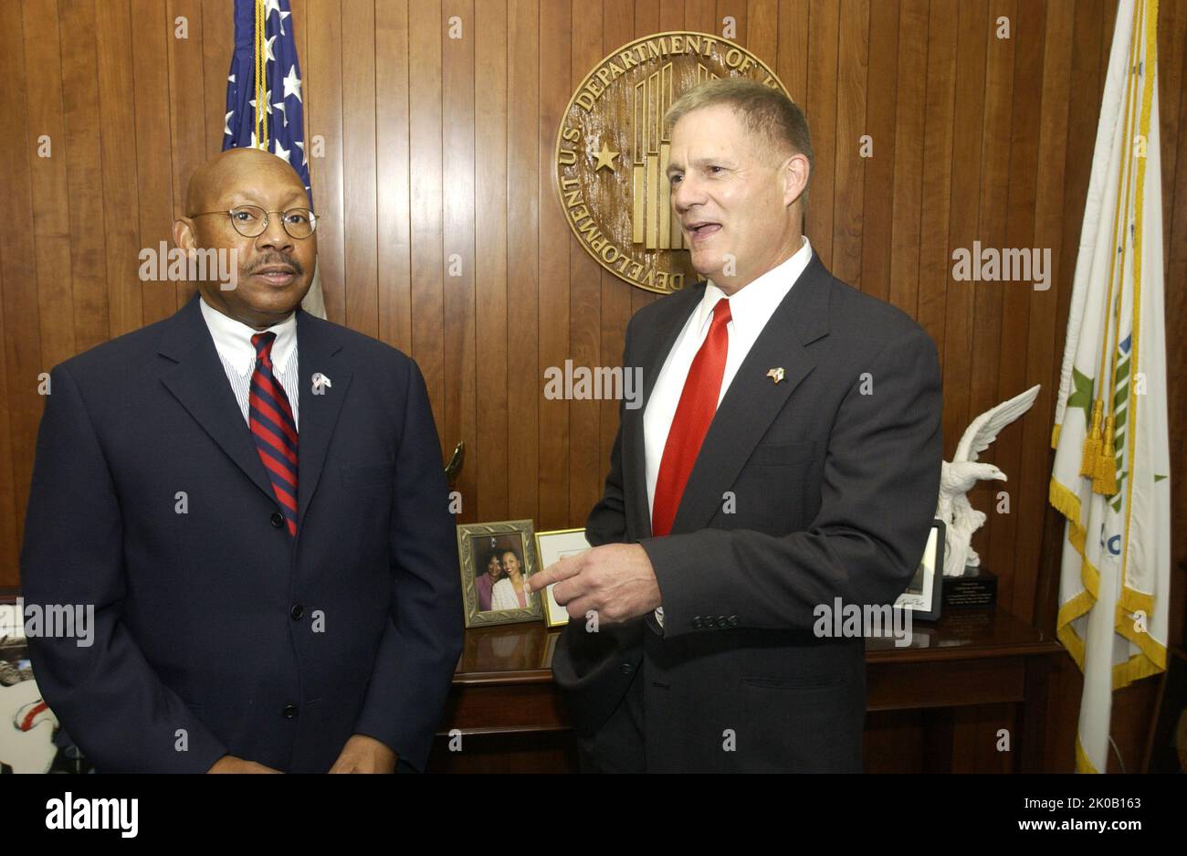 Secretary Alphonso Jackson with David Wallace - Secretary Alphonso ...