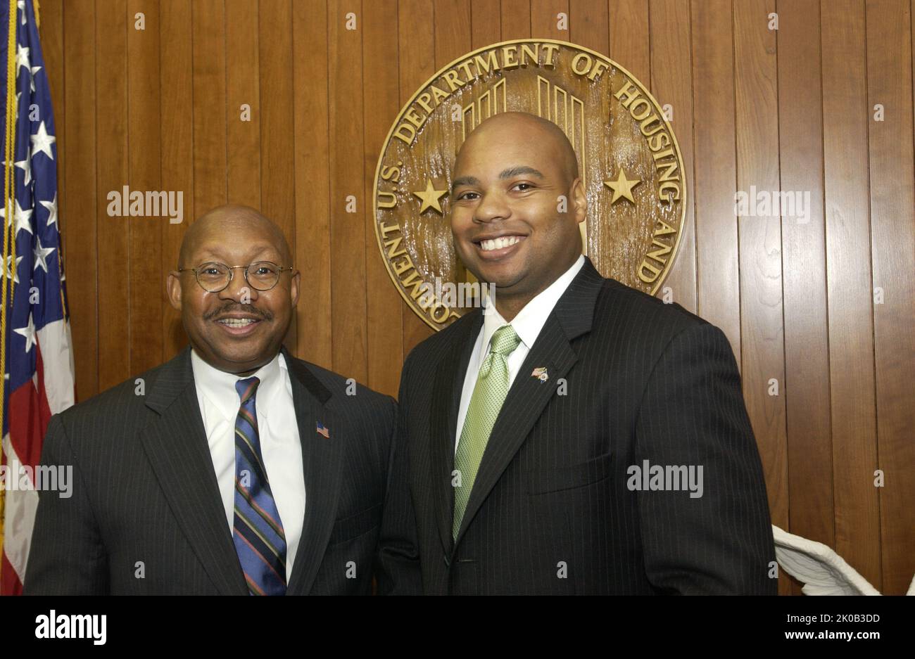 Secretary Alphonso Jackson with Ron Thomas - Secretary Alphonso Jackson ...