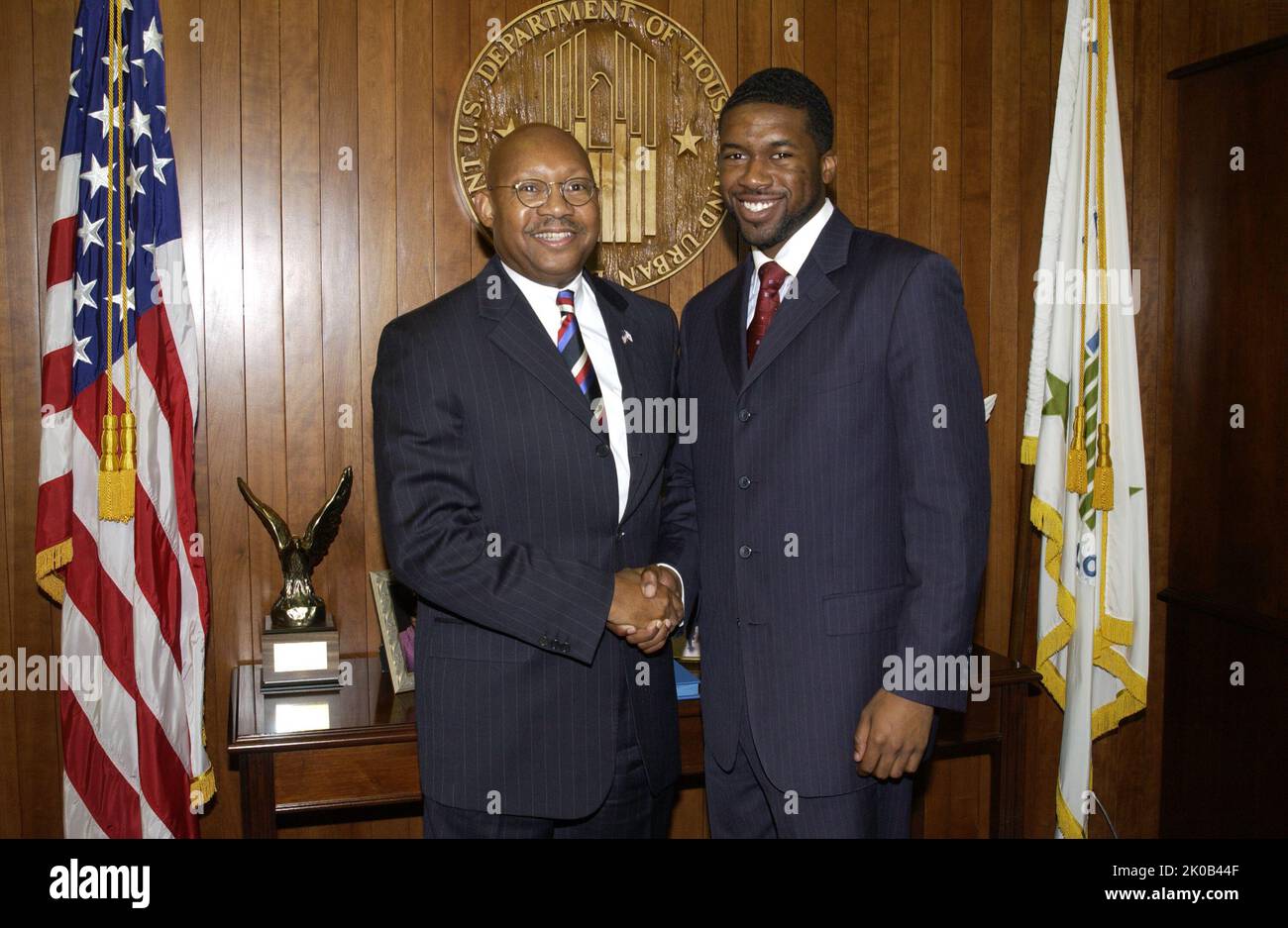 Secretary Alphonso Jackson with Visiting Delegation - Secretary ...
