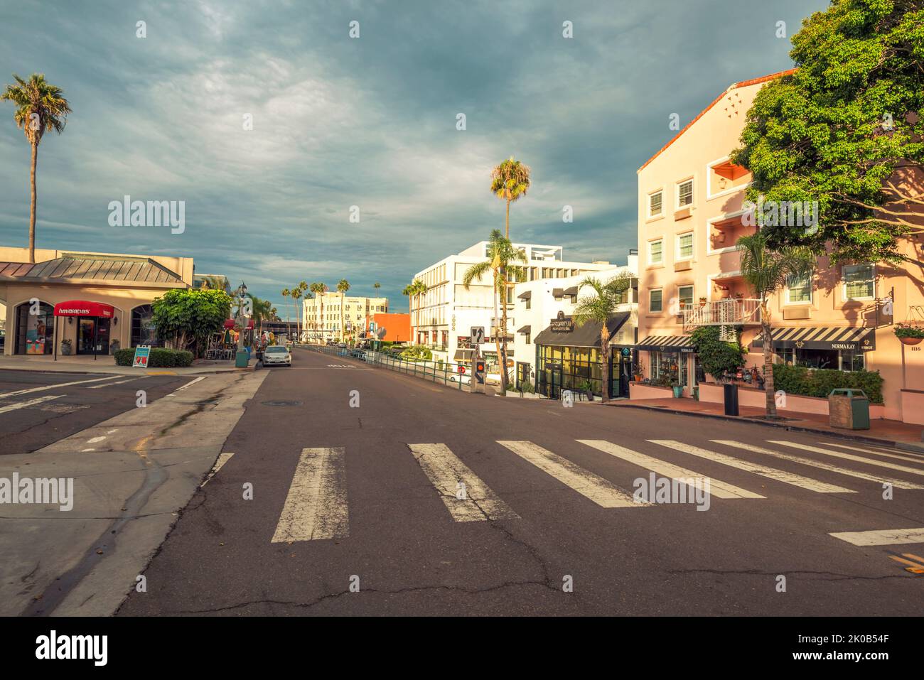 Serene view peaceful street hi-res stock photography and images - Alamy