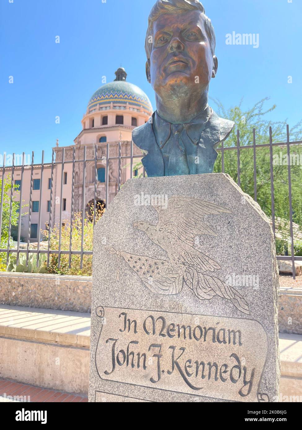 John F. Kennedy, statue, bust and The University of Arizona Alfie ...