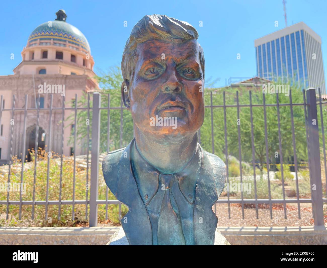 John F. Kennedy, statue, bust and The University of Arizona Alfie ...