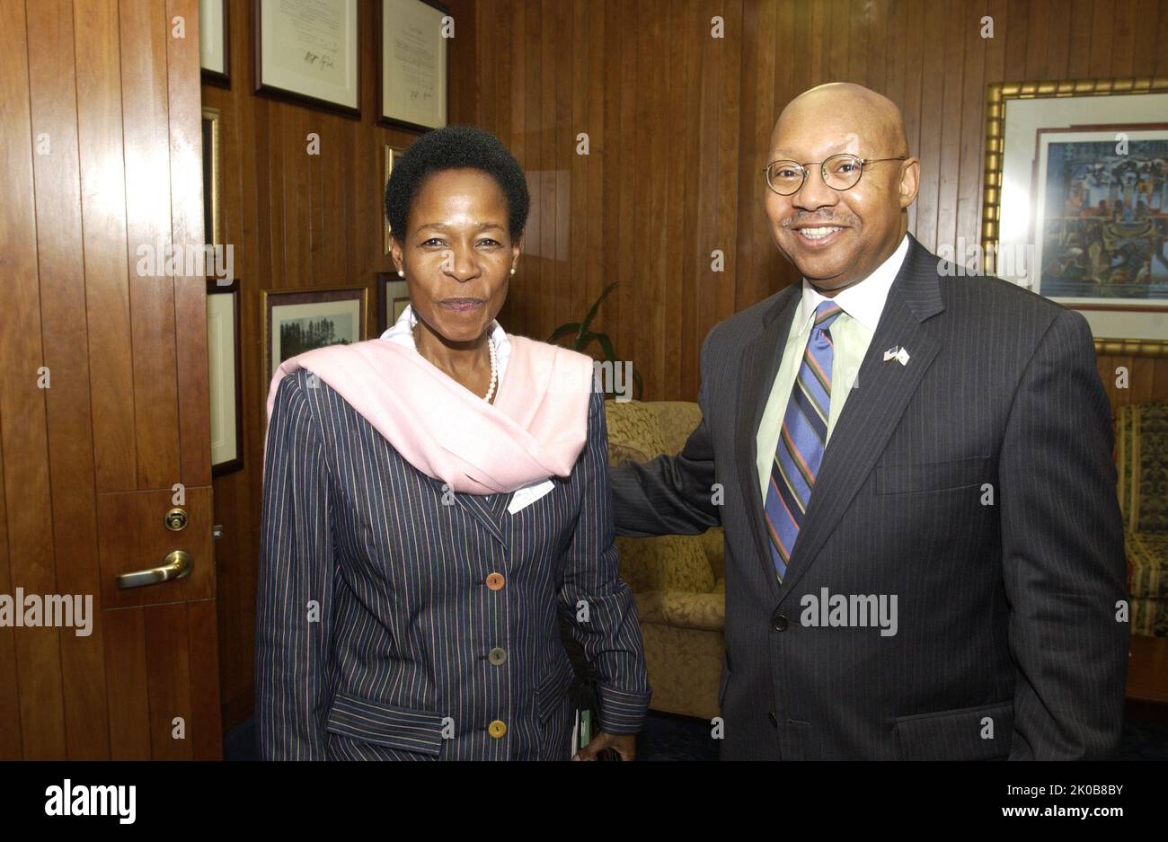 Secretary Alphonso Jackson with United Nations Under Secretary Anna ...