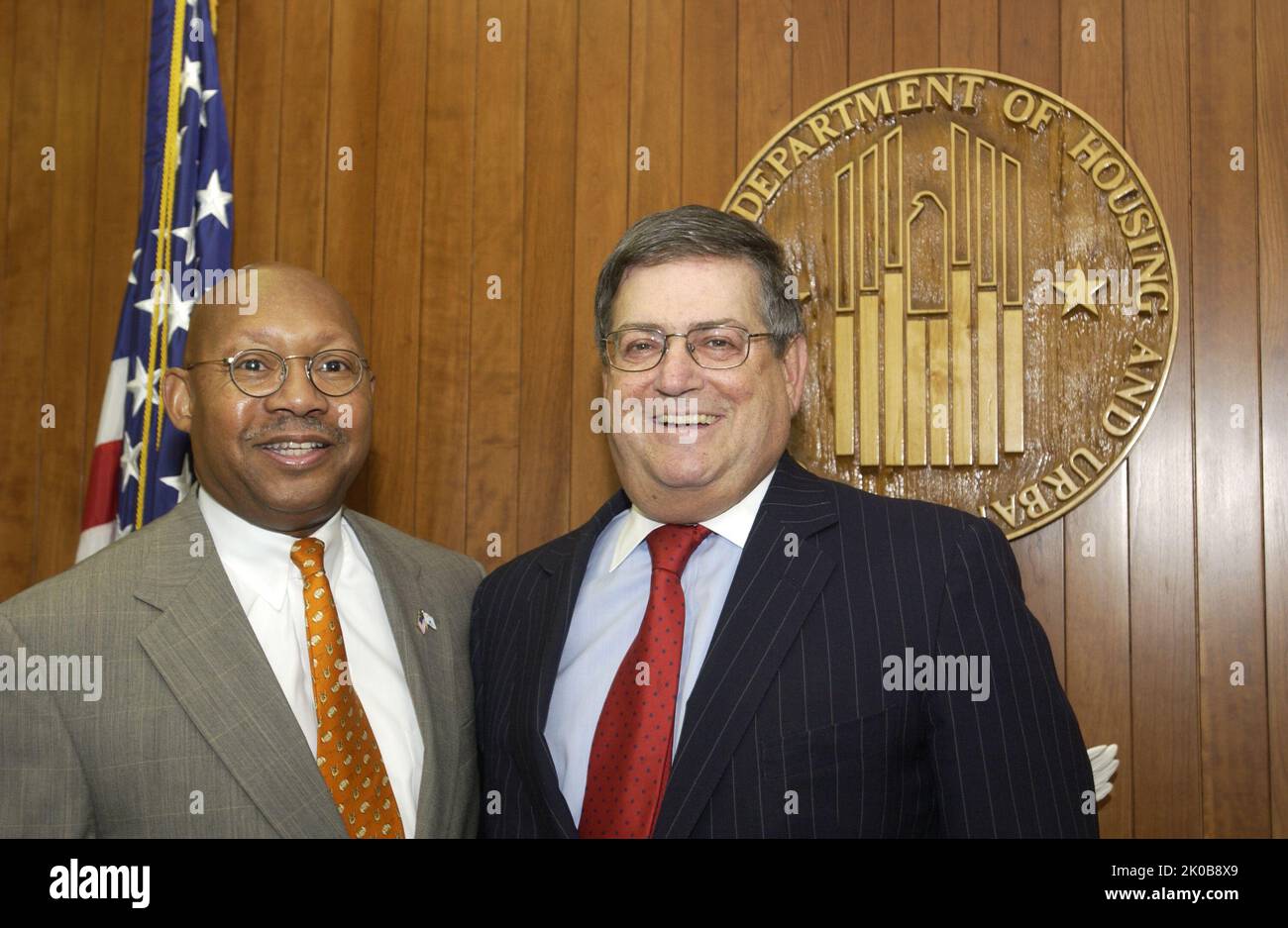 Private house group hi-res stock photography and images - Alamy