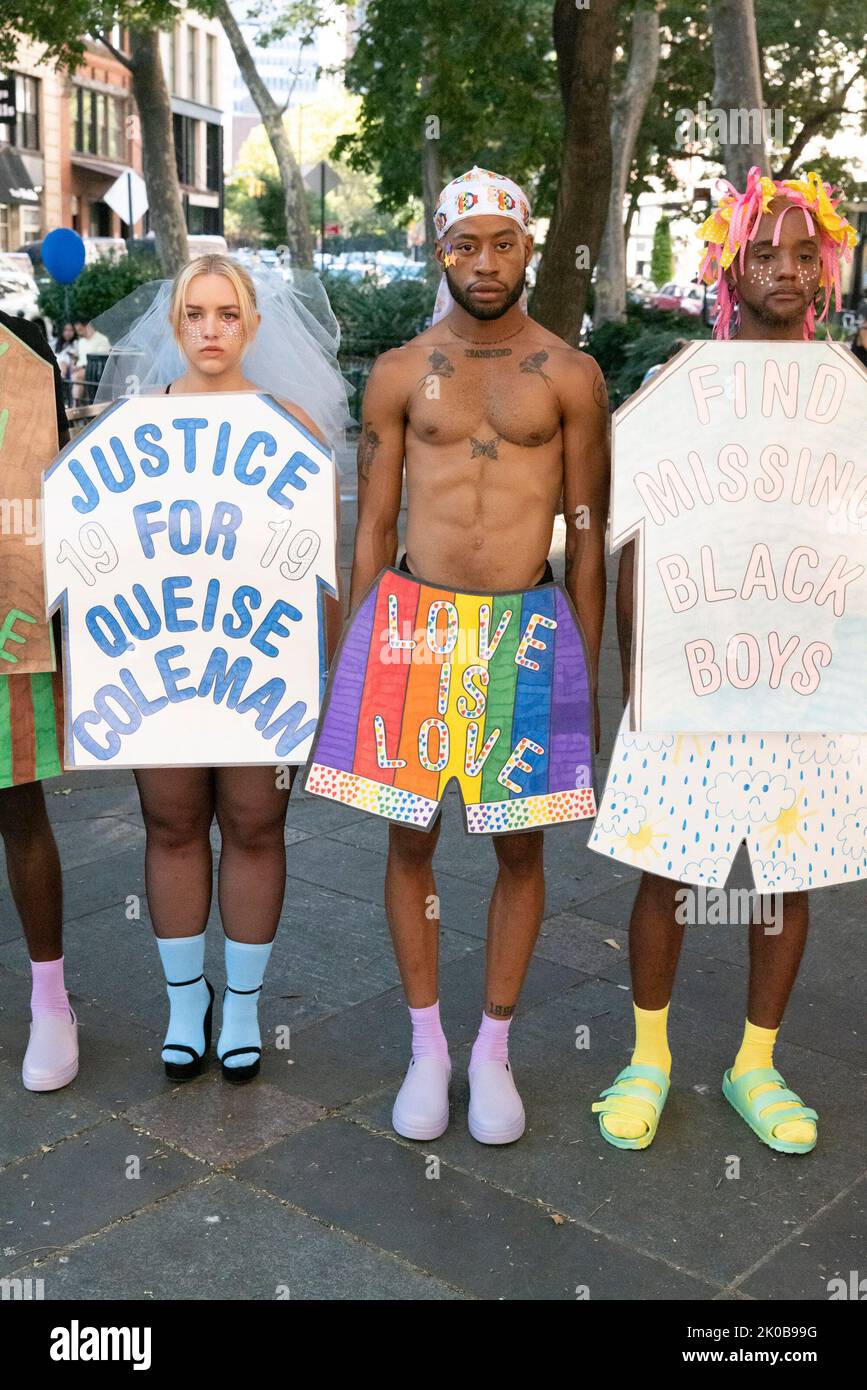 New York, New York, USA. 10th Sep, 2022. Models for Jason C. Peters ...