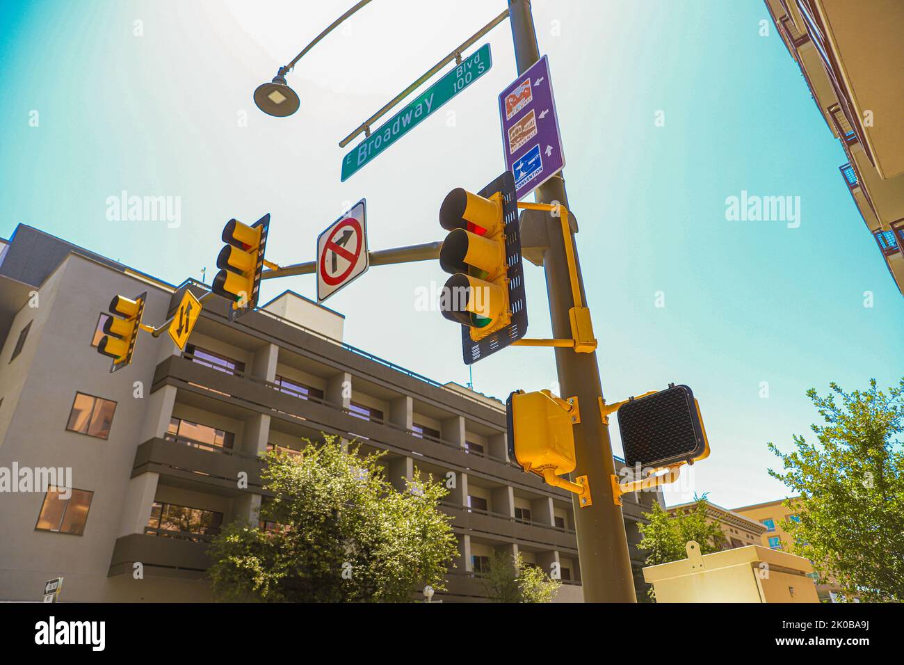 road signage, stop signs, traffic lights, roads, pedestrian zone ...