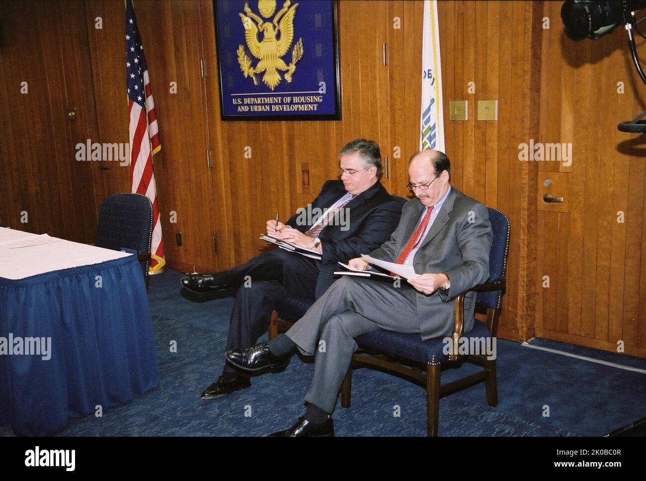 Human systems program office hi-res stock photography and images - Alamy
