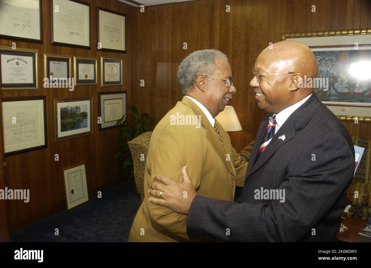 Secretary Alphonso Jackson with Stanley Newsome - Secretary Alphonso ...