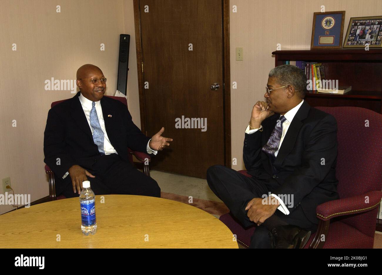 Hud field office hi-res stock photography and images - Alamy