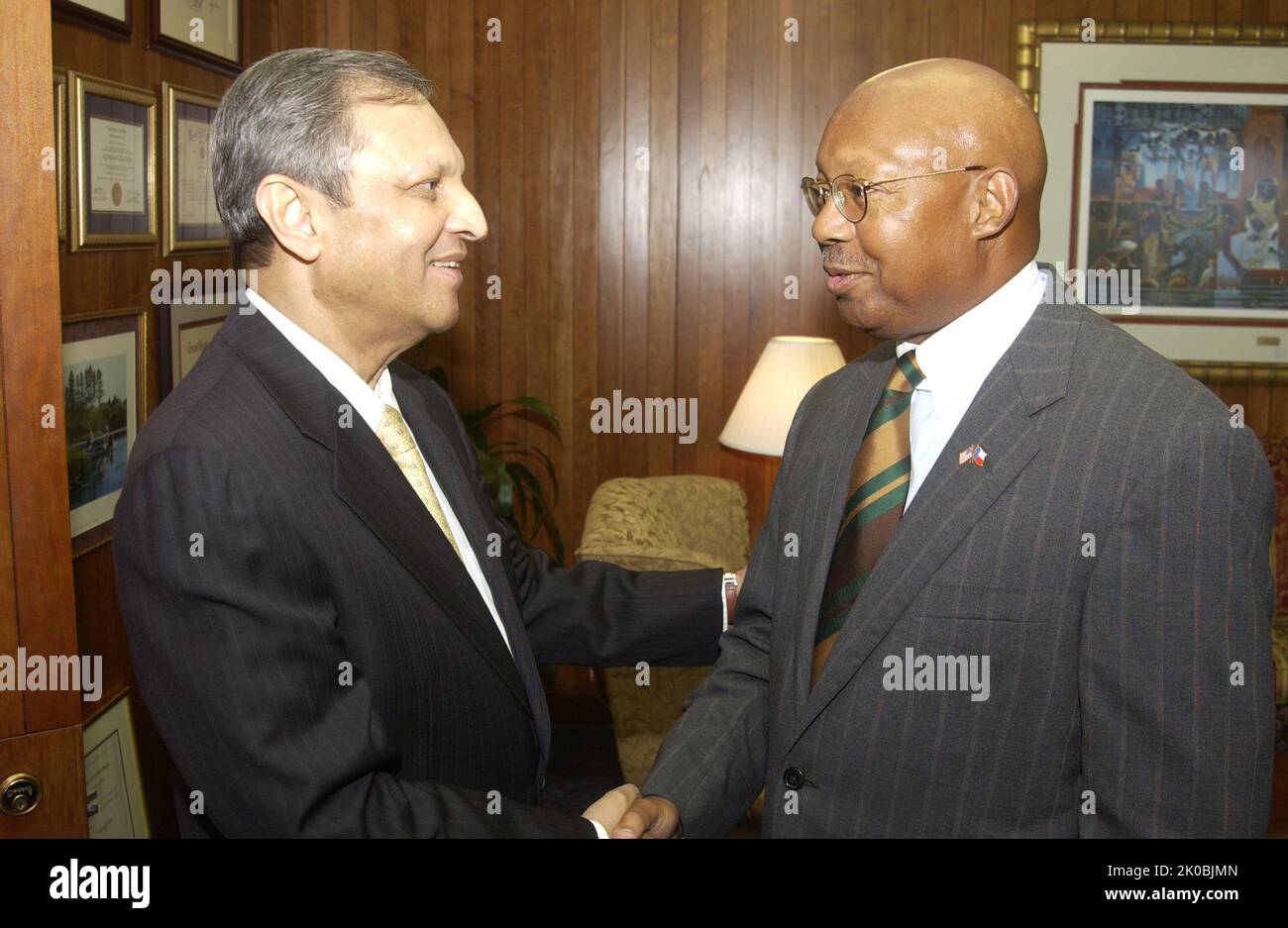 Secretary Alphonso Jackson with India's Ambassador to the U.S ...