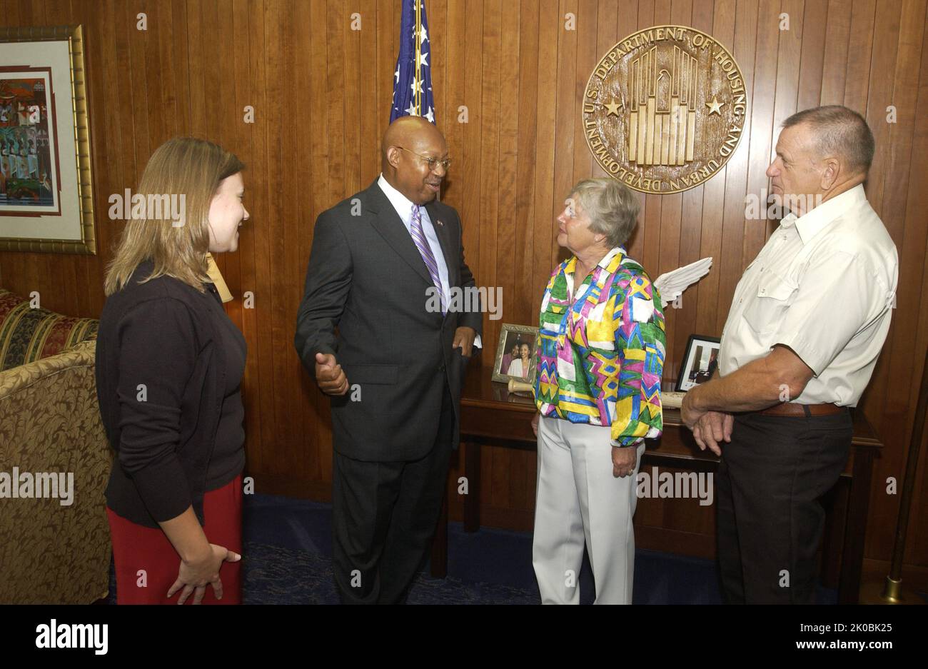 Secretary Alphonso Jackson with Rebekah Pemberton and Family. Secretary ...