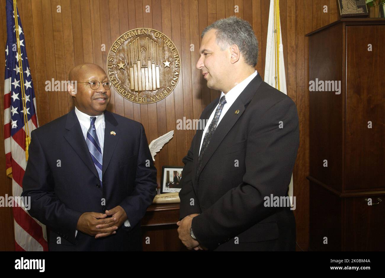 Secretary Alphonso Jackson with Office of Inspector General Special ...