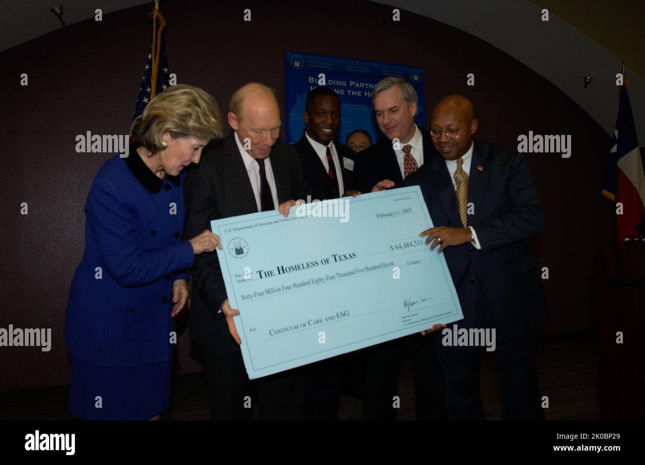 Secretary Alphonso Jackson with Senator Kay Bailey Hutchison at ...