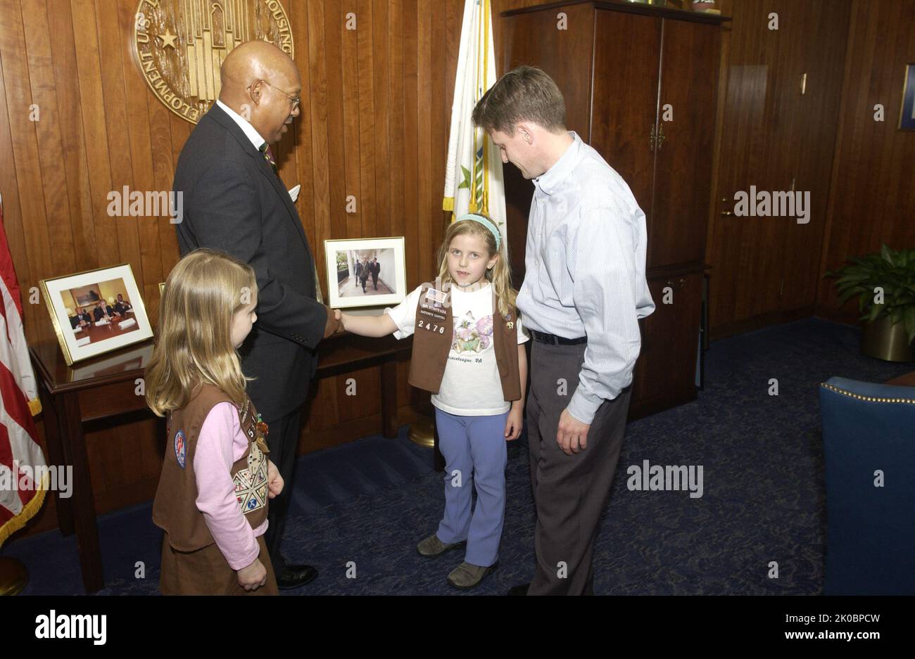Secretary Alphonso Jackson with Doug Duvall and Family. Secretary ...