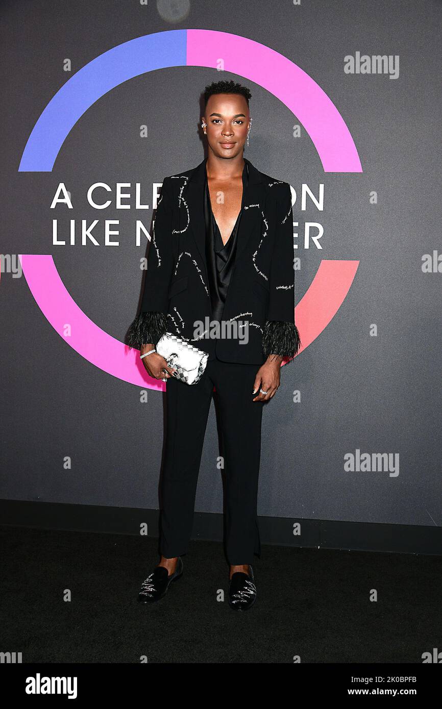 J Harrison Ghee attends Bloomingdale's 150th Anniversary and Harper's ...