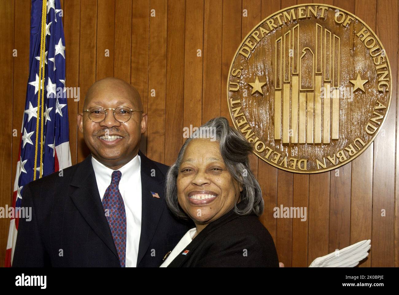 Secretary Alphonso Jackson with National Black Caucus Leaders ...