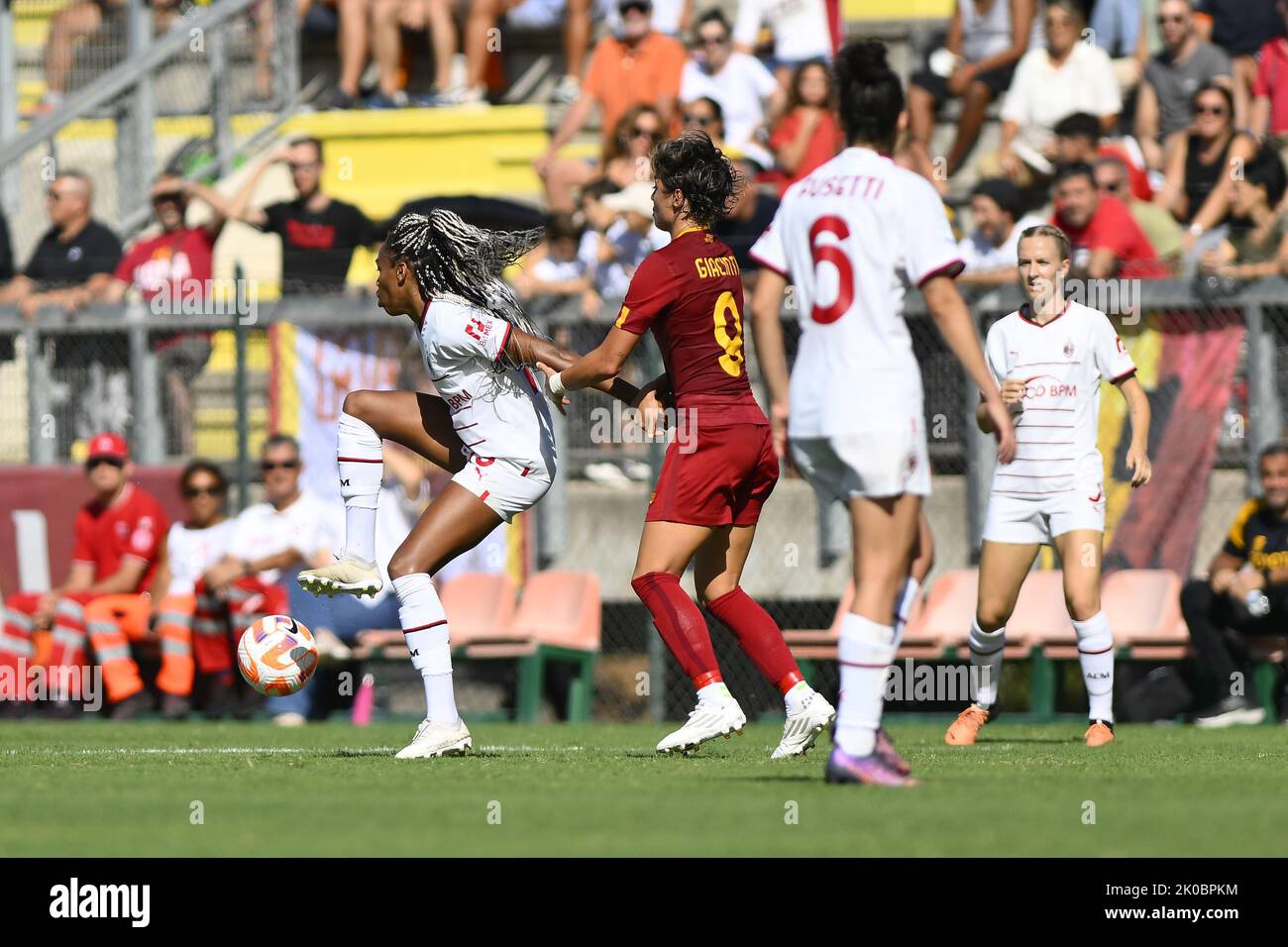 Thomas lindsey kimberley ac milan hi-res stock photography and images ...