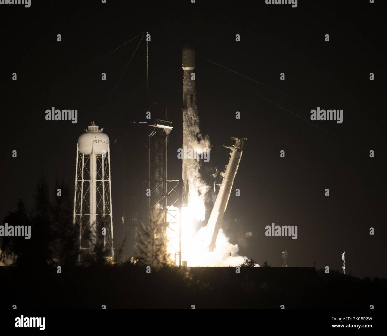 Ast spacemobile hi-res stock photography and images - Alamy