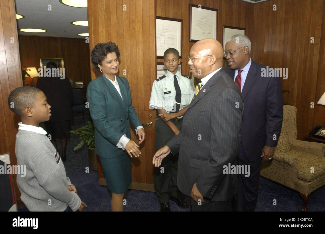 Secretary Alphonso Jackson with Ken Glover and Family. Secretary ...