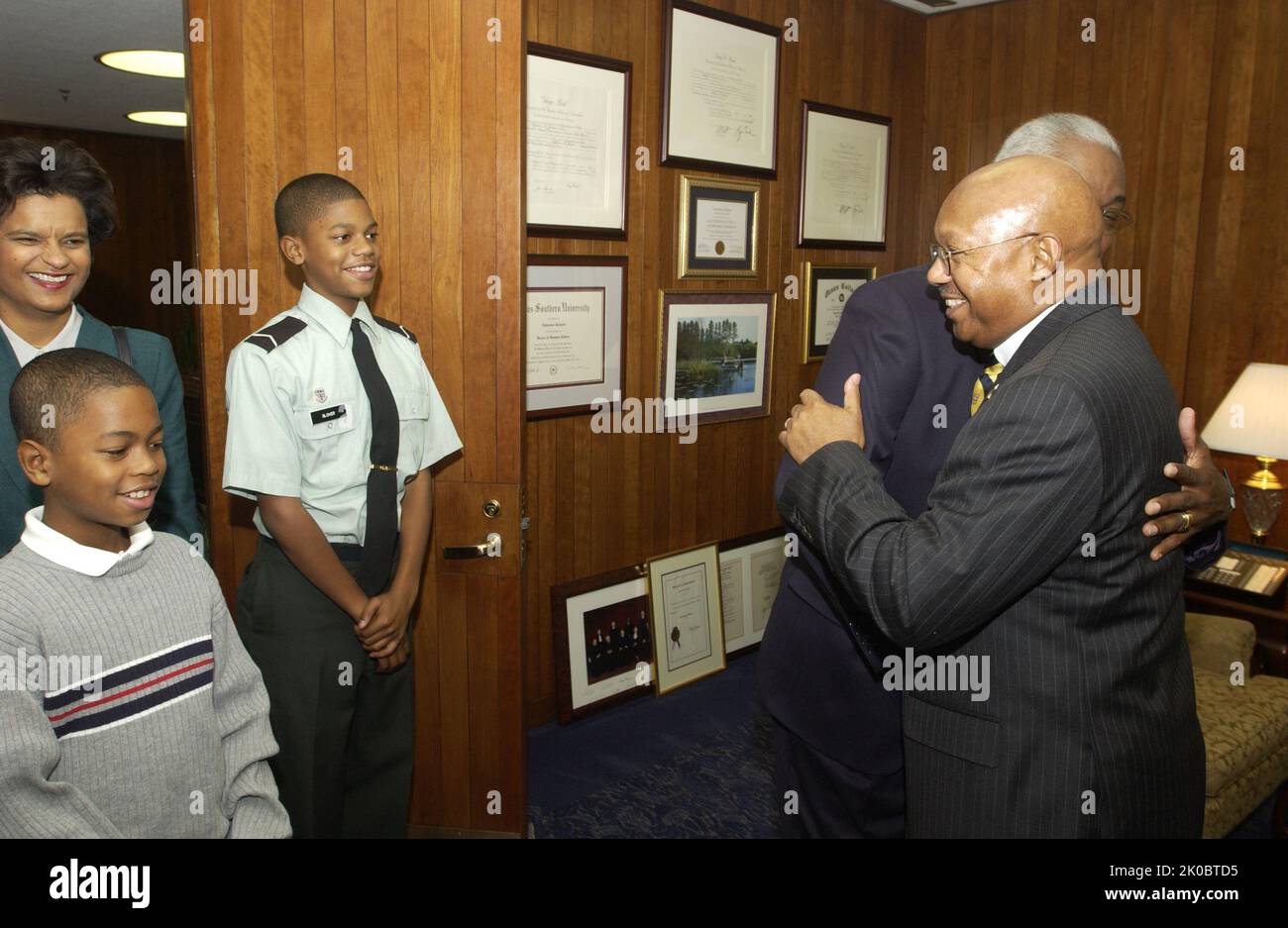 Secretary Alphonso Jackson with Ken Glover and Family. Secretary ...