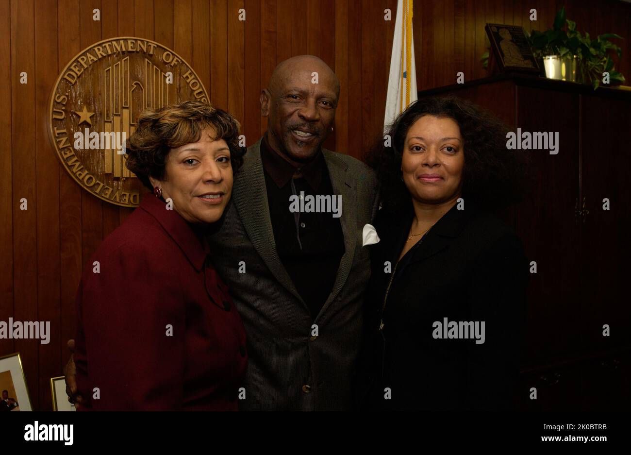 Secretary Alphonso Jackson with Lou Gossett, Jr.. Secretary Alphonso ...