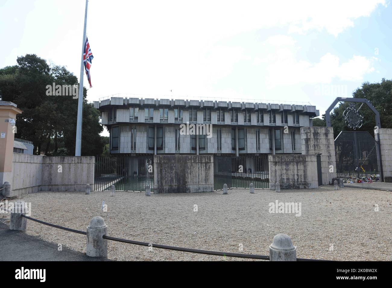 Roma, Lazio, Italy. 9th Sep, 2022. At the British embassy of Rome ...
