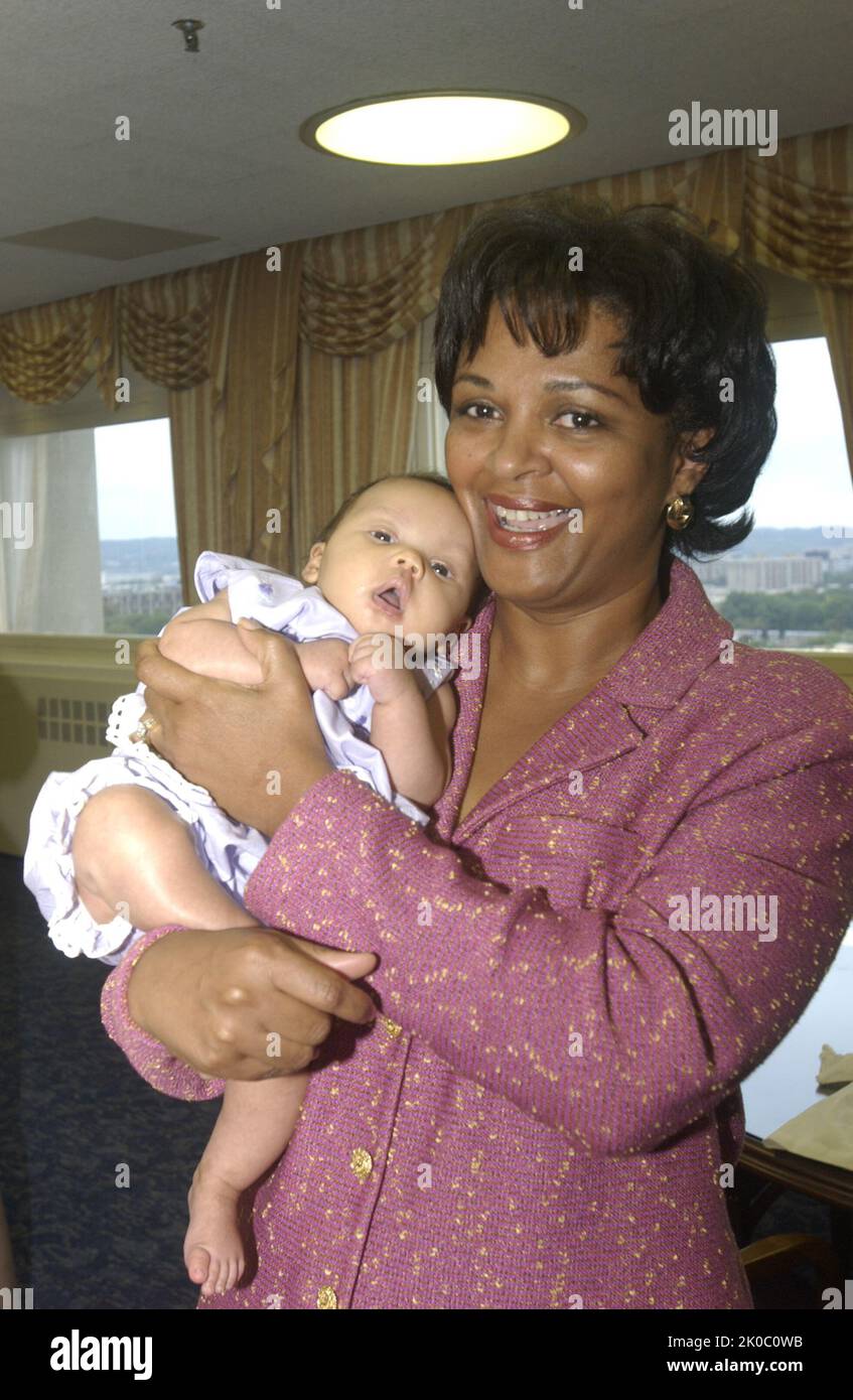 Secretary Alphonso Jackson, Family Members at HUD. Secretary Alphonso ...