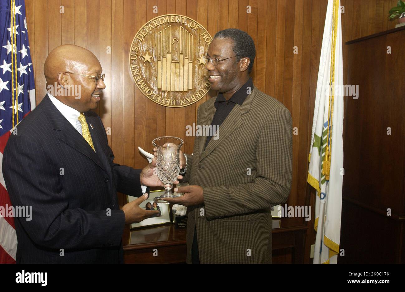 Secretary Alphonso Jackson with Office of Healthy Homes and Lead Hazard ...