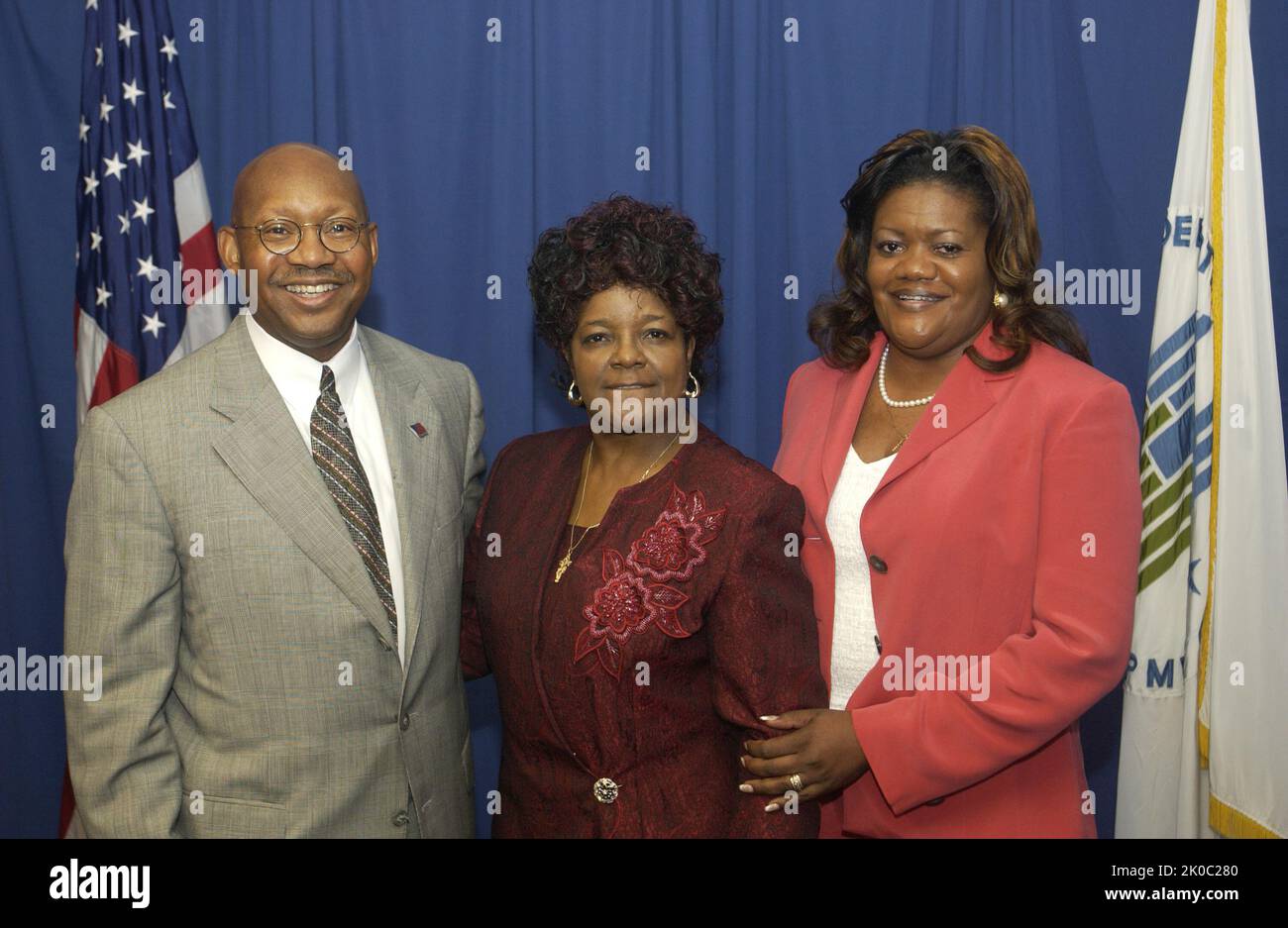 Shirley Caesar, Armstrong Williams Visiting HUD. Shirley Caesar ...