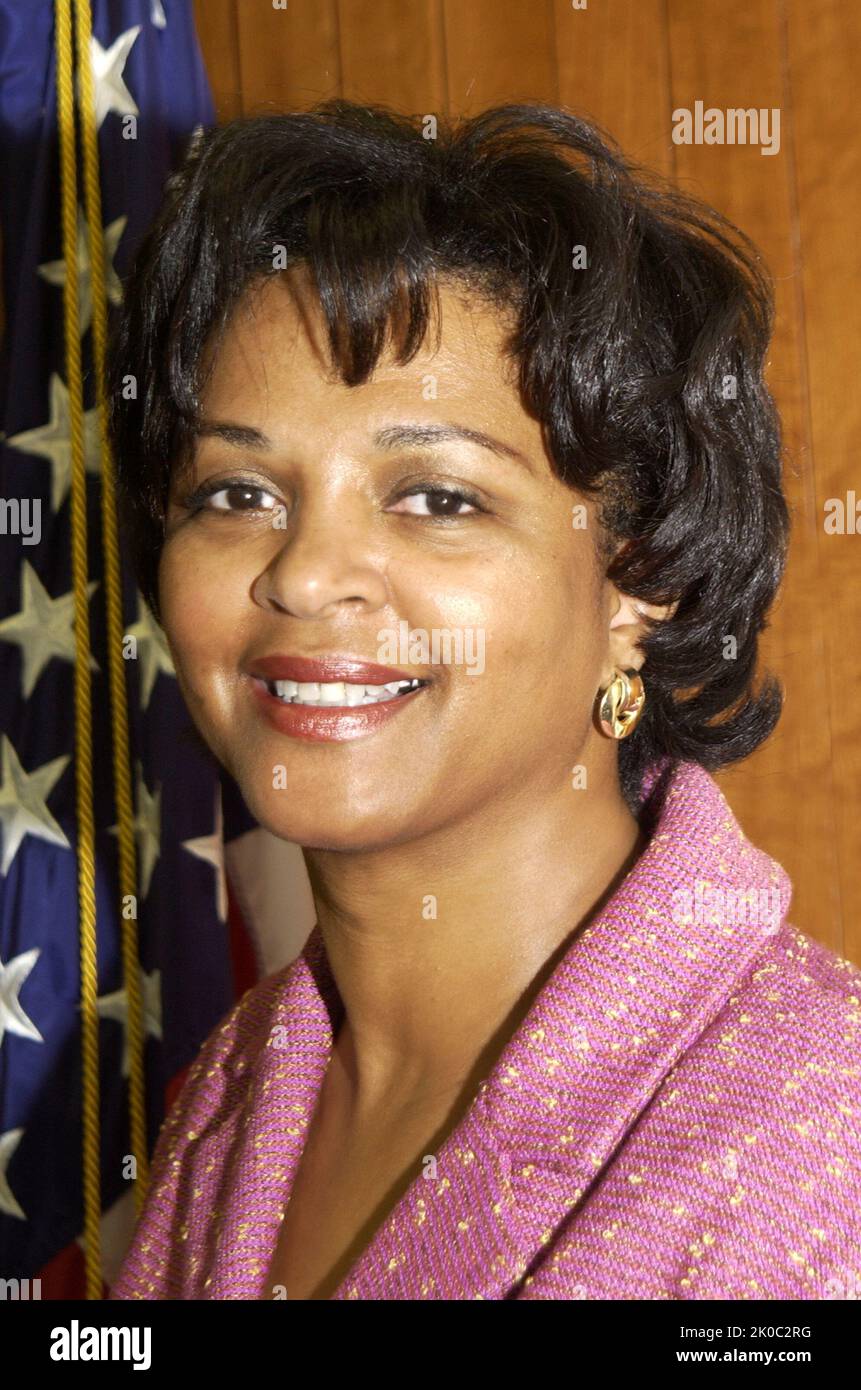 Secretary Alphonso Jackson, Family Members at HUD. Secretary Alphonso ...
