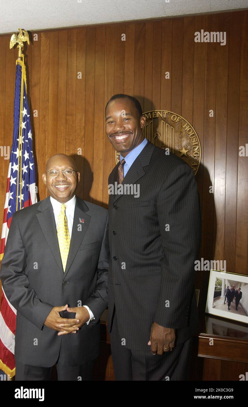 Secretary Alphonso Jackson with Charles Mann. Secretary Alphonso ...