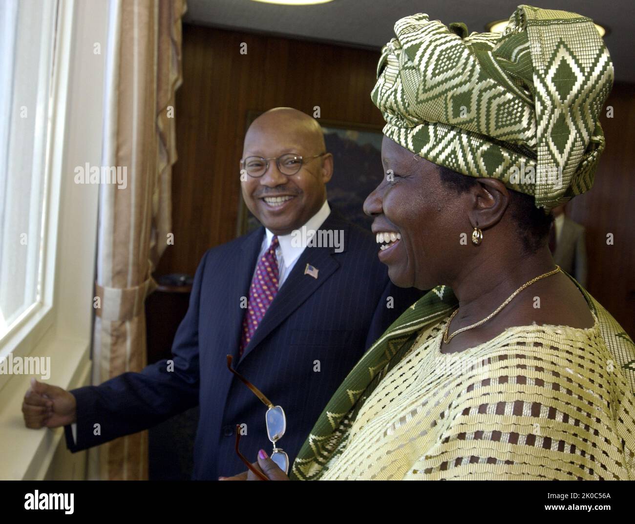 Secretary Alphonso Jackson with Nigeria's Housing Minister, Mrs. Mobolaji Osomo. Secretary ...