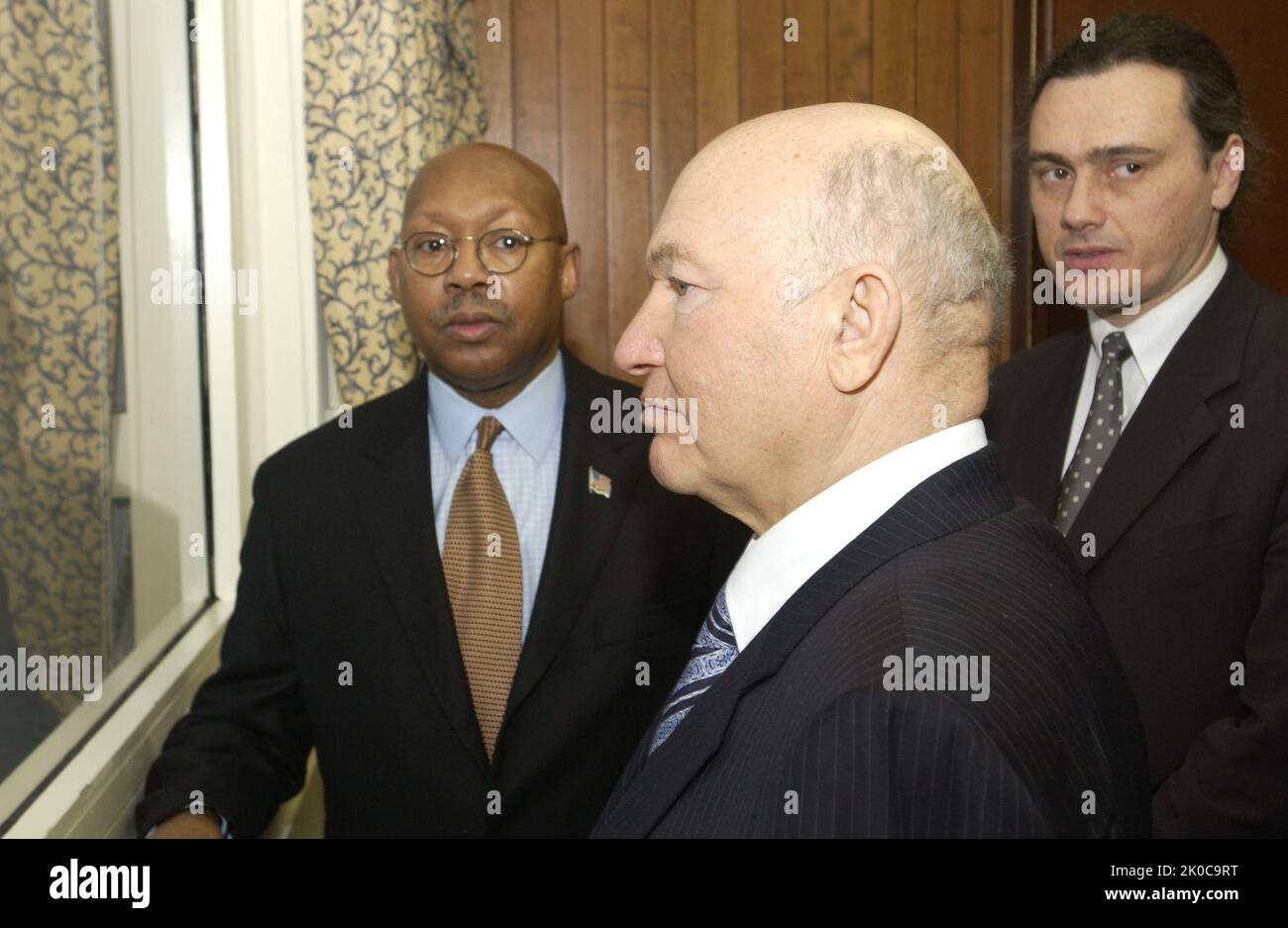 Acting Secretary Alphonso Jackson with Mayor of Moscow, Yuri ...