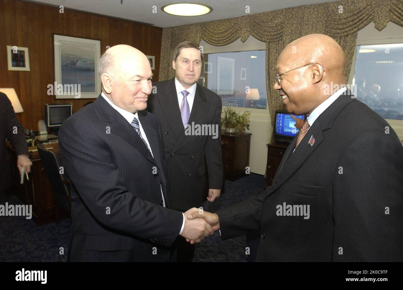 Acting Secretary Alphonso Jackson with Mayor of Moscow, Yuri ...