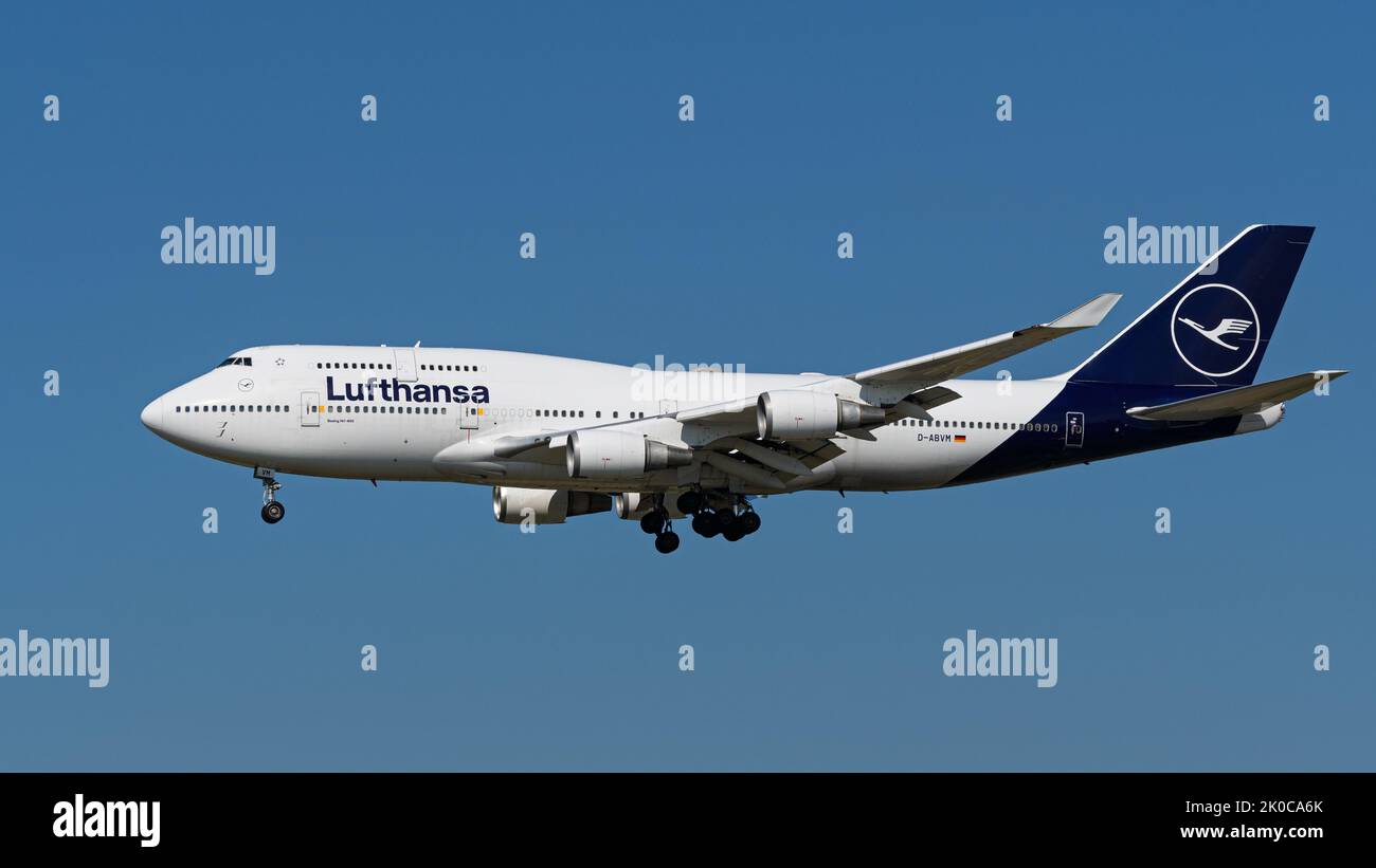 Richmond, British Columbia, Canada. 10th Sep, 2022. A Lufthansa Boeing ...