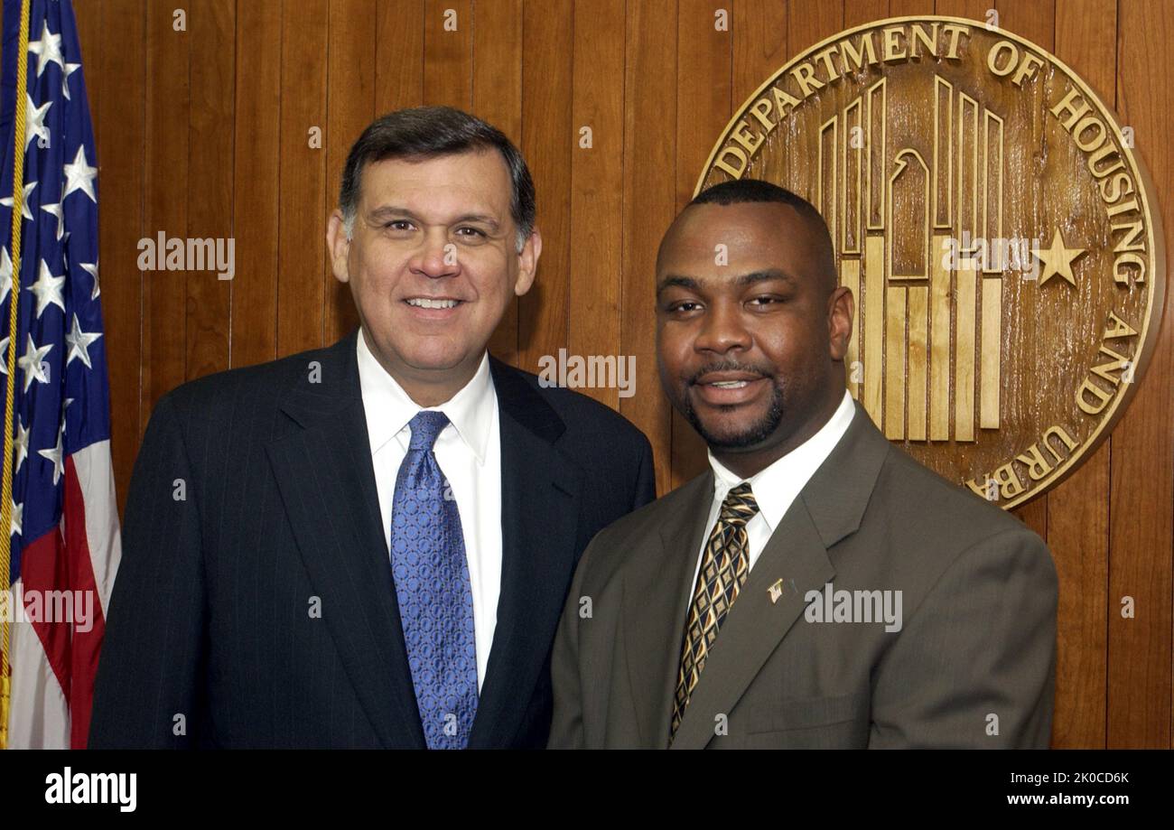Secretary Mel Martinez with Field Policy and Management Staff ...